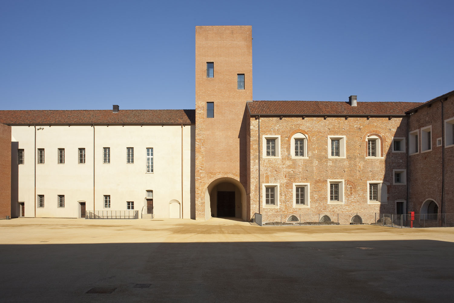 Castle in Novara - Idealwork - Pavimenti e rivestimenti in cemento