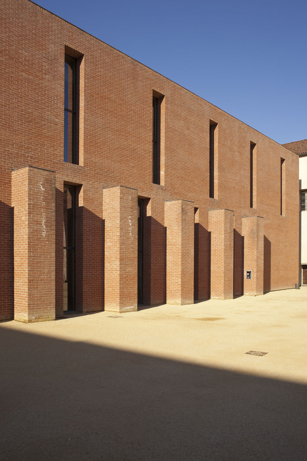 Castle in Novara - Idealwork - Pavimenti e rivestimenti in cemento