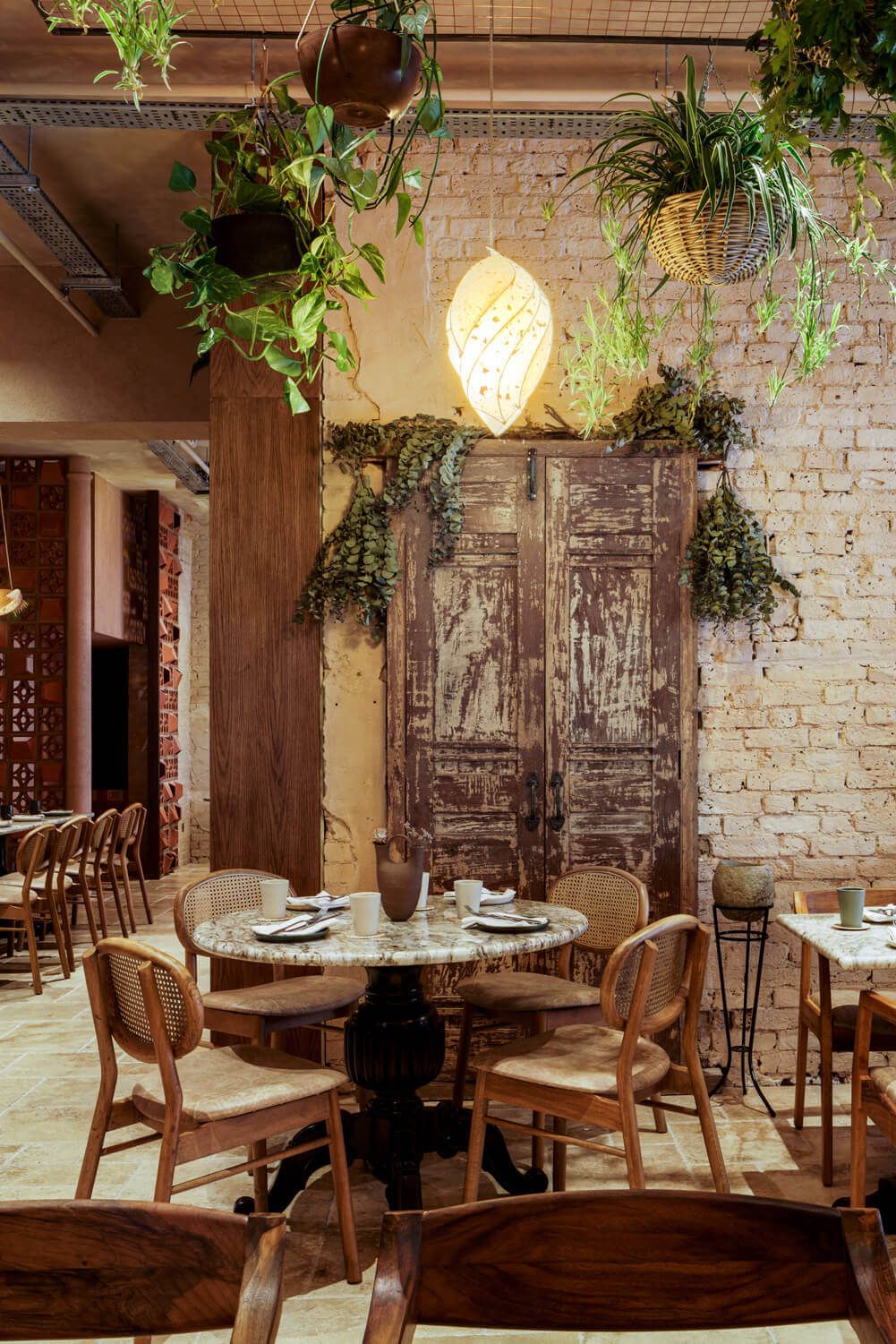 Cavita Restaurant - Ideal Work: concrete finishes